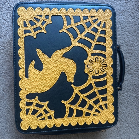 Backstage Bruja | Bags | Hufflepuff Purse | Poshmark